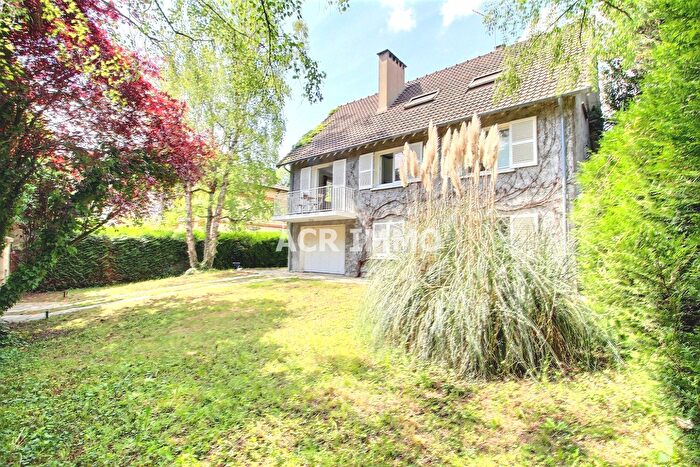 Maison 6 pièces à Andrésy, à vendre