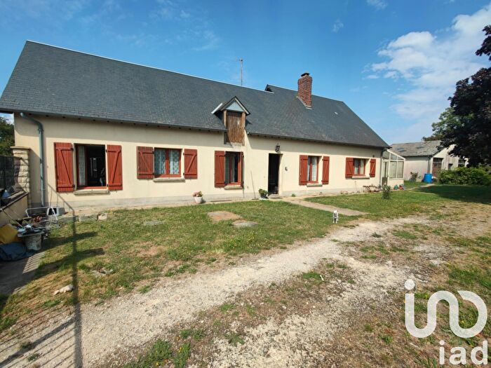 Maison à vendre - Saint-Maur-sur-le-Loir - 5 pièces - 3 chambres