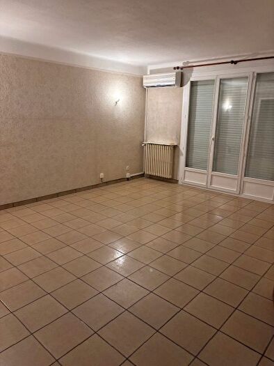 Maison à vendre - Perpignan - 7 pièces - 6 chambres