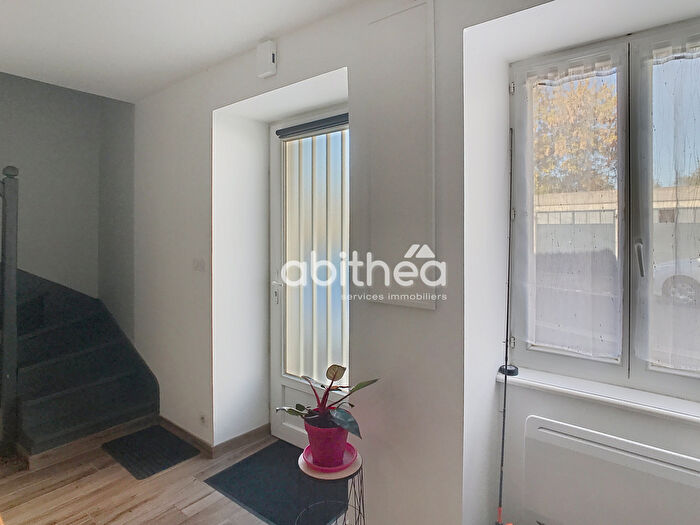 Maison à vendre - Gond-Pontouvre - 6 pièces - 4 chambres