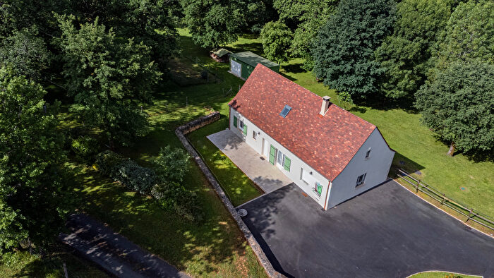 Maison 6 pièces à vendre - Couze-et-Saint-Front