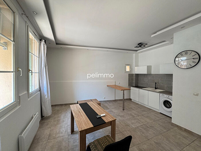 Salon-de-Provence, Centre-ville - Appartement 2 pièces à louer