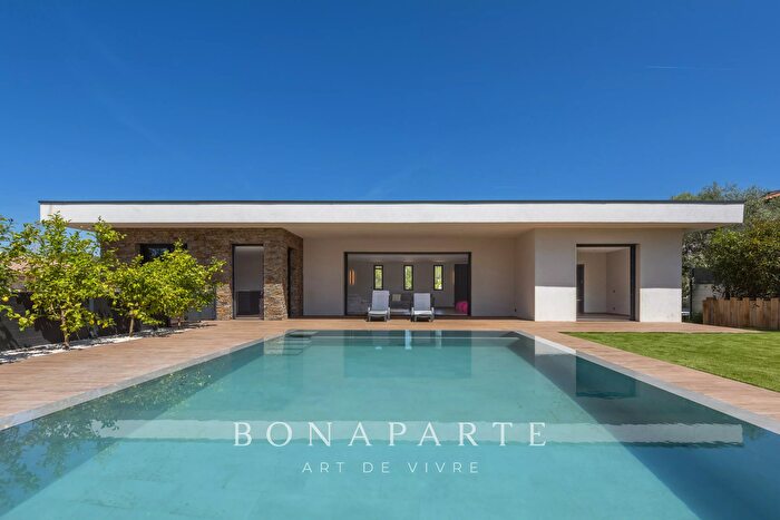 Maison 6 pièces à vendre à Fréjus, La Tour de Mare