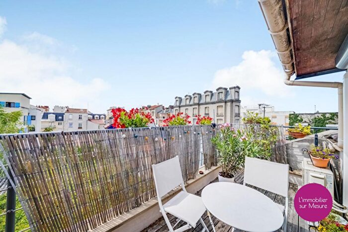 Montreuil, Solidarité, Carnot - Appartement 4 pièces à vendre