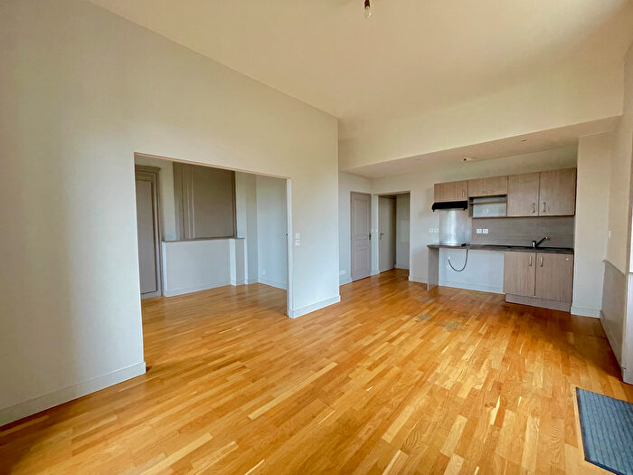 Appartement à louer - Cinq-Mars-la-Pile - 3 pièces - 2 chambres