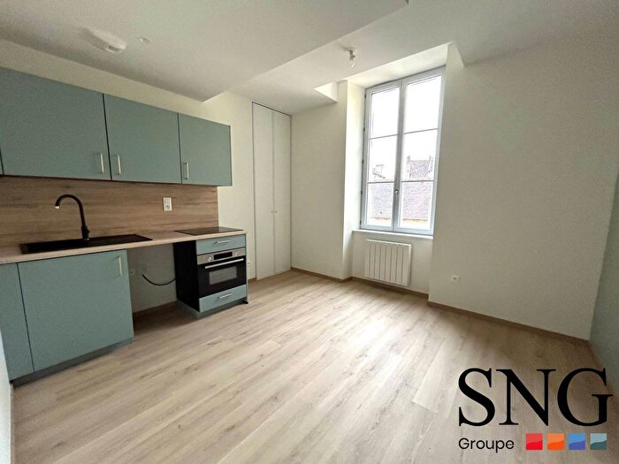 Appartement à louer - Centre Ville, Dole - 1 pièce