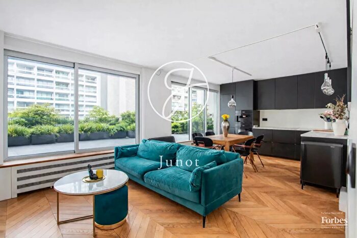 Paris 15ème, Georges Brassens : Appartement 4 pièces à vendre