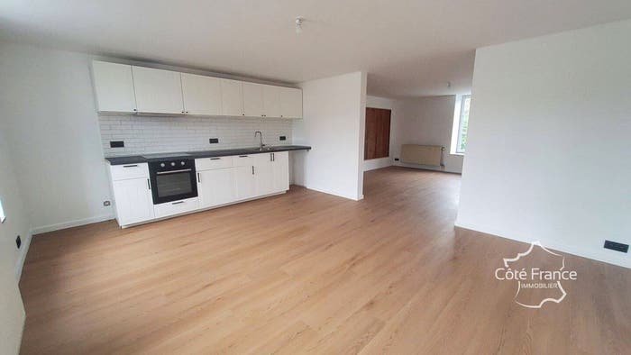 Appartement 4 pièces à Fumay, à louer