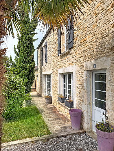 Maison 7 pièces à vendre à Villers-Canivet
