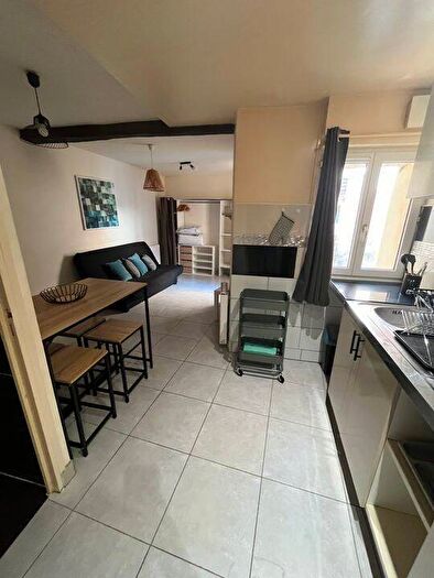 Grosse Pierre-Foch-Dunant-Guynemer-Collinet, Meaux : Appartement 1 pièce à louer