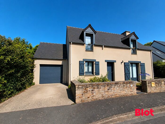 Saint-Jouan-des-Guérets : Maison 5 pièces à vendre