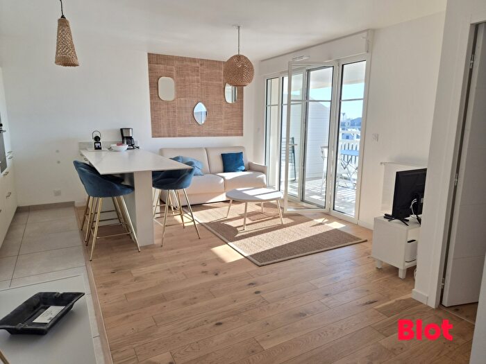Dinard, Centre-ville, Plage de l'Ecluse, Pointe du Moulinet - Appartement 2 pièces à vendre