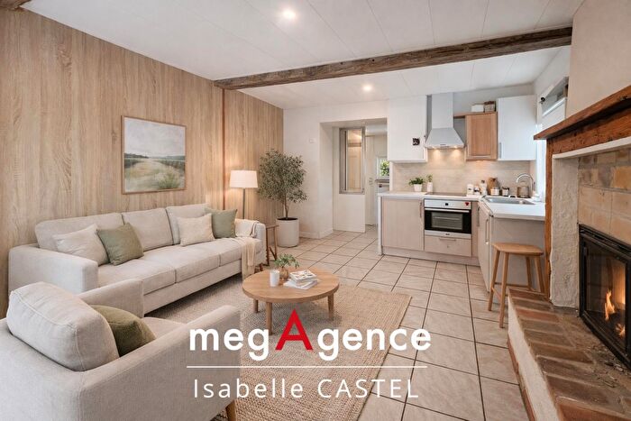 Maison à vendre - Beaulieu-sous-la-Roche - 2 pièces - 1 chambre