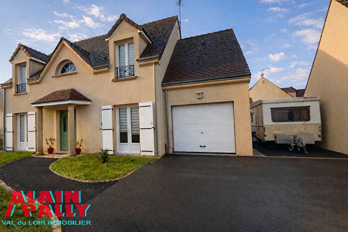 Maison à vendre - Bonneval - 7 pièces - 5 chambres