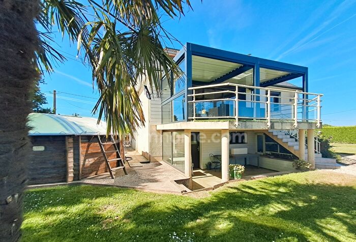 Maison 5 pièces à Breteil, à vendre