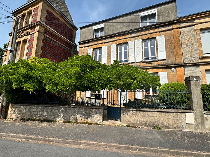 Charleville-Mézières, Montcy Theux - Maison 7 pièces à vendre