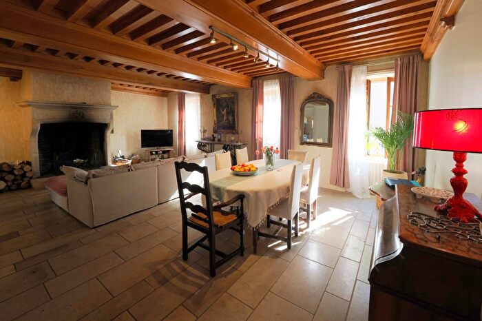 Maison à vendre - Tournus - 15 pièces - 8 chambres