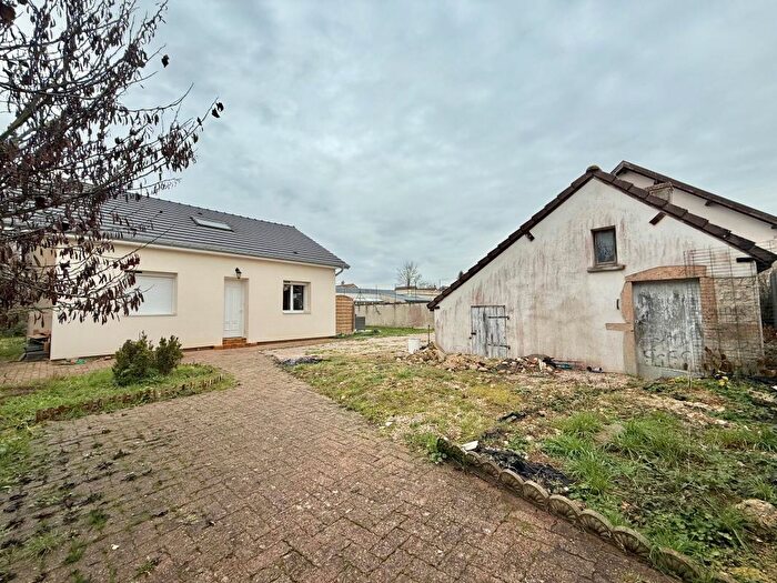 Maison à vendre - Izier - 5 pièces - 3 chambres