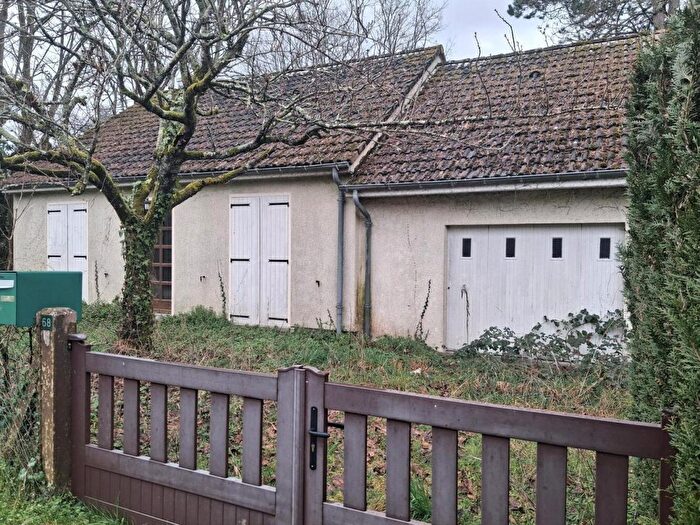 La Ferté-Beauharnais : Maison 4 pièces à vendre