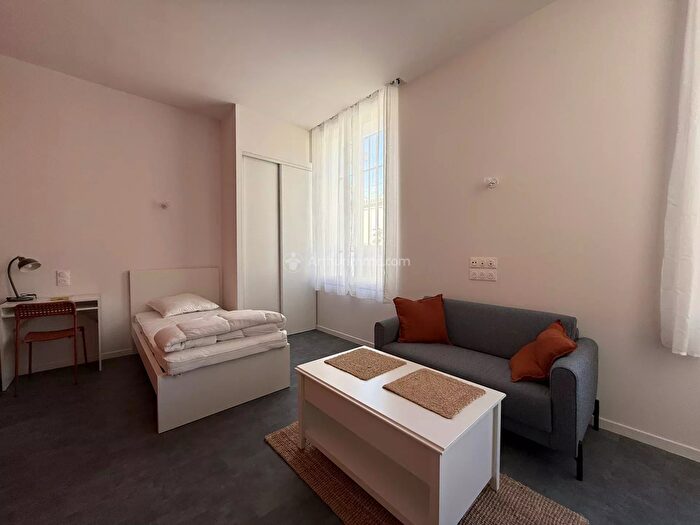 Albi, Centre-ville : Appartement 1 pièce à louer
