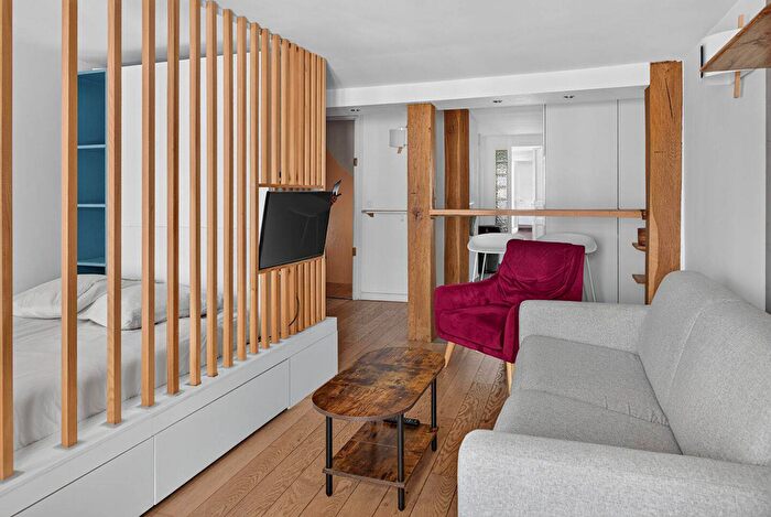 Sentier-Bonne Nouvelle, Paris 2ème arrondissement - Appartement 1 pièce à louer