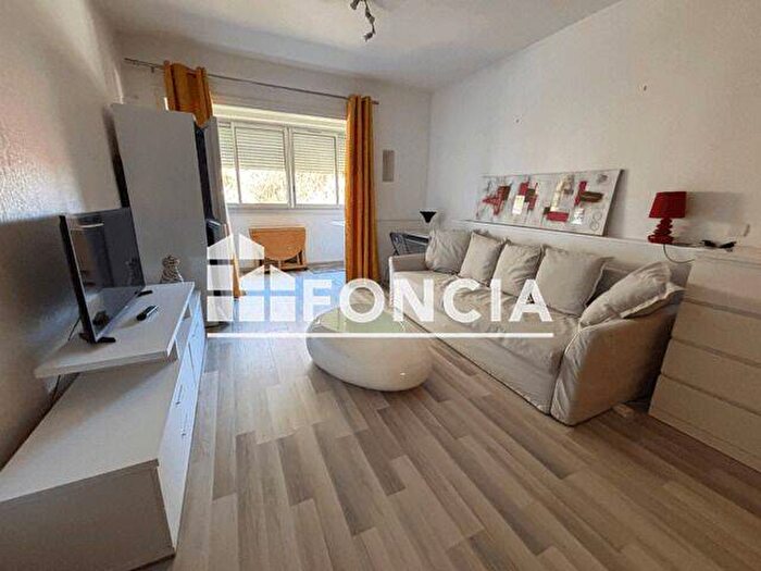 Centre, Bormes-les-Mimosas : Appartement 1 pièce à louer