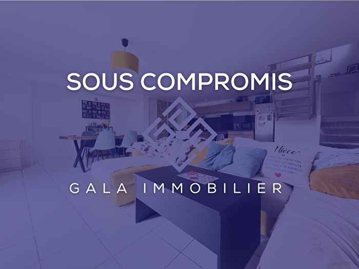 Appartement à vendre - Lézignan-Corbières - 3 pièces - 2 chambres