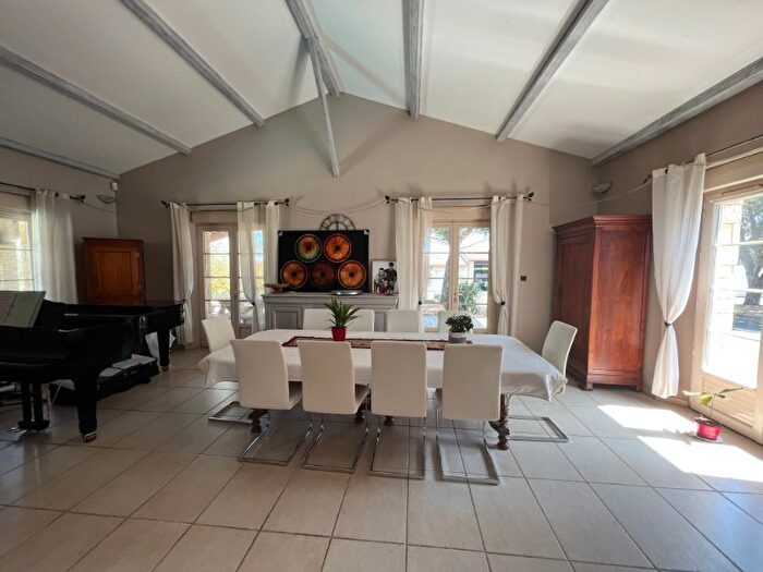 Maison à vendre - Arçais - 12 pièces - 4 chambres