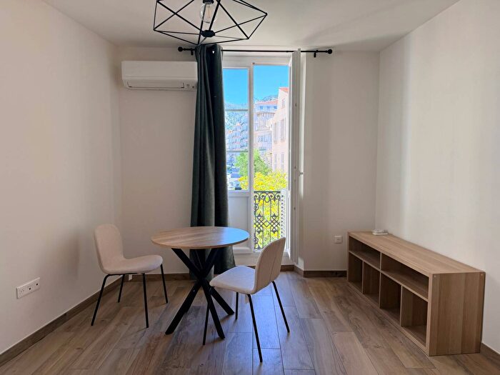 Appartement 1 pièce à louer à Toulon