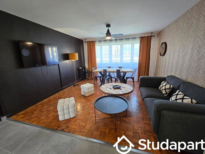 Appartement 5 pièces à Bellevue, Brest, à louer