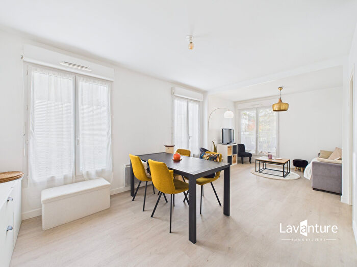 Appartement à vendre - Châtenay-Malabry, Malabry - 4 pièces - 3 chambres