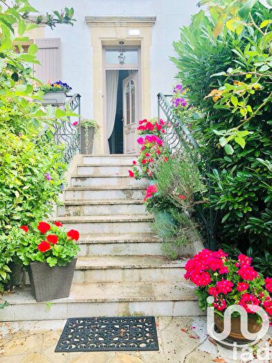 Maison à vendre - Montataire, Bas de la ville - 7 pièces - 3 chambres