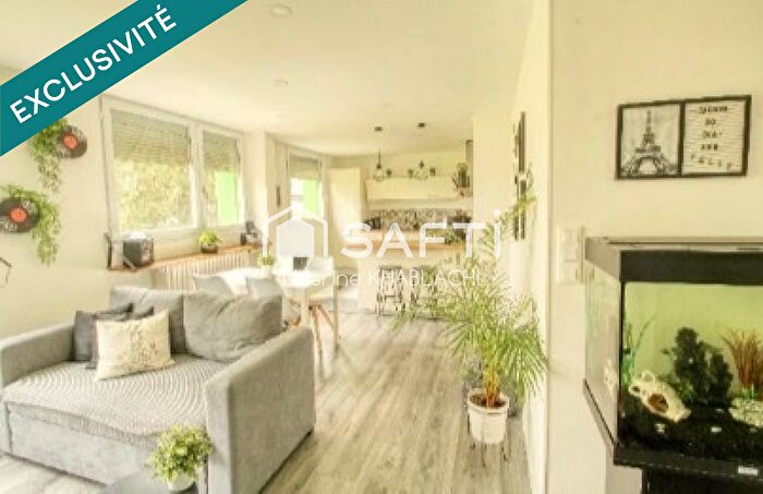 Appartement à vendre - Longuyon - 4 pièces - 2 chambres