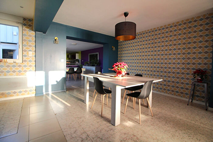 Maison à vendre - Avesnes-le-Sec - 6 pièces - 4 chambres