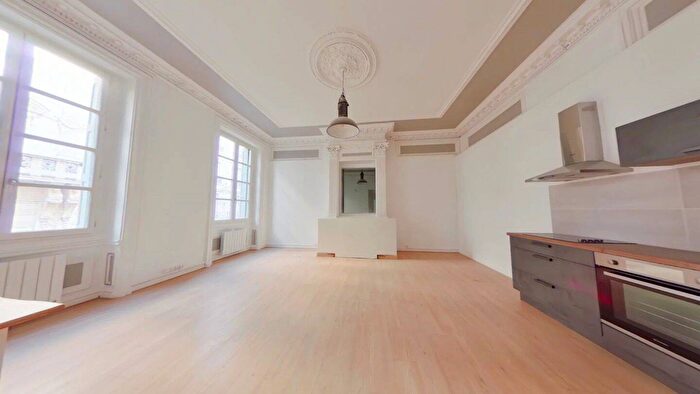 Appartement à louer - Saint-Étienne - 3 pièces - 2 chambres