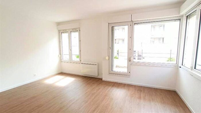 Appartement à louer - Centre Ville, Reims - 2 pièces - 1 chambre