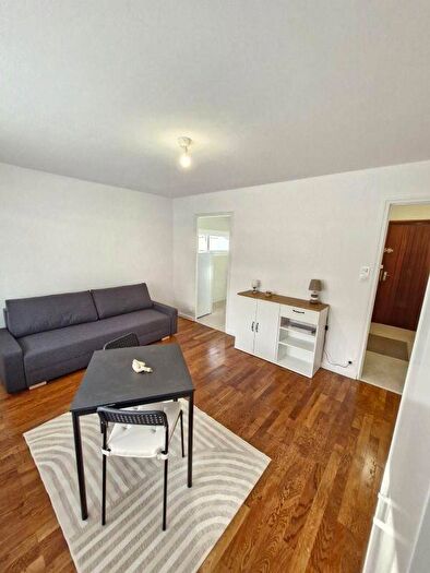 Appartement à louer - Celestins Merlo, Oullins - 1 pièce