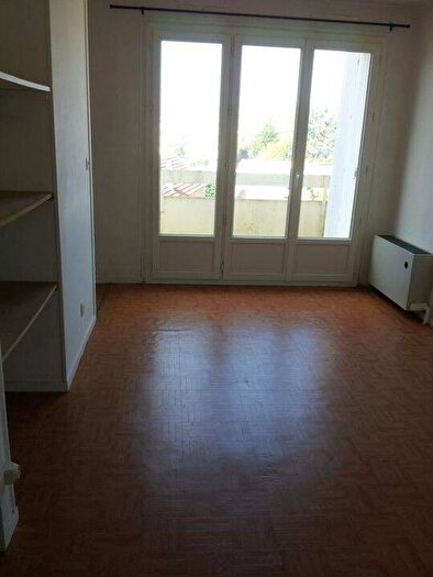 Navarre, Évreux : Appartement 1 pièce à louer