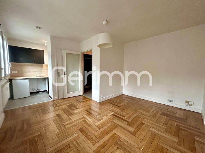 Appartement à louer - Abbaye, Grenoble - 1 pièce