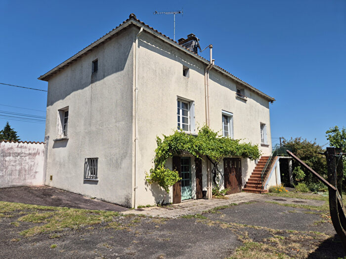 Maison 5 pièces à vendre - Courcôme