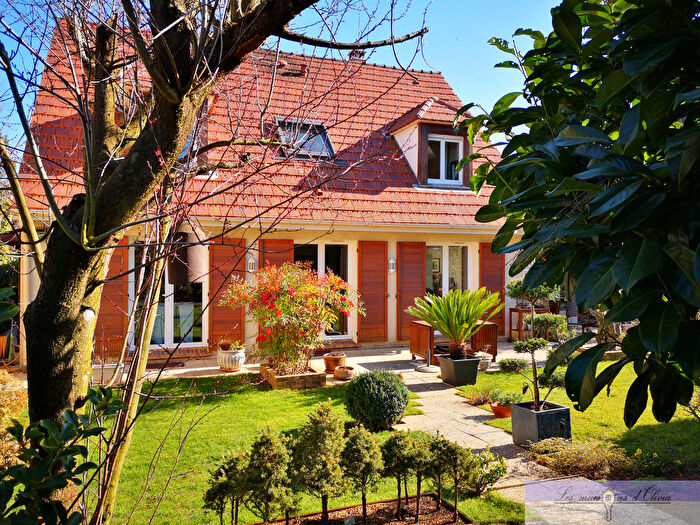 Maison à vendre - Sucy-en-Brie, Fort - 6 pièces - 4 chambres