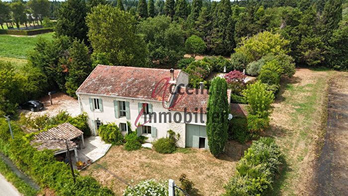 Maison 8 pièces à Cabannes, à vendre