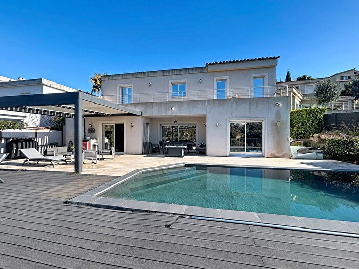 Maison à vendre - Nice, Cessole - 5 pièces - 4 chambres