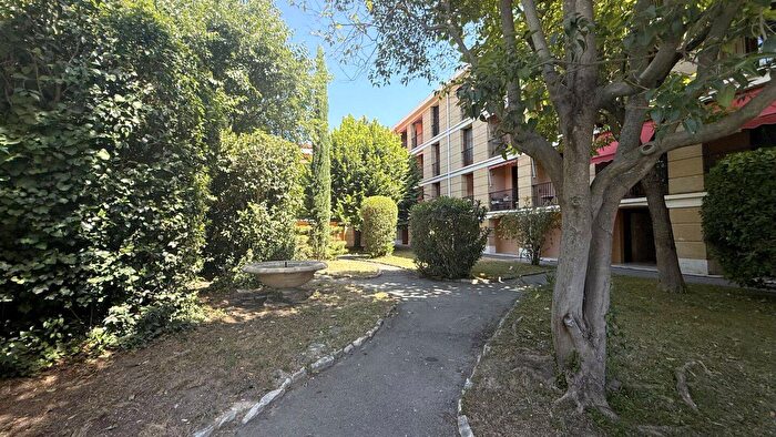 Appartement 4 pièces à Centre Ville, Aix-en-Provence, à louer