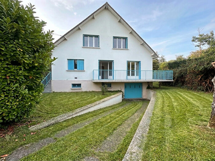 Maison 6 pièces à Mantes-la-Ville, Centre-ville, à vendre