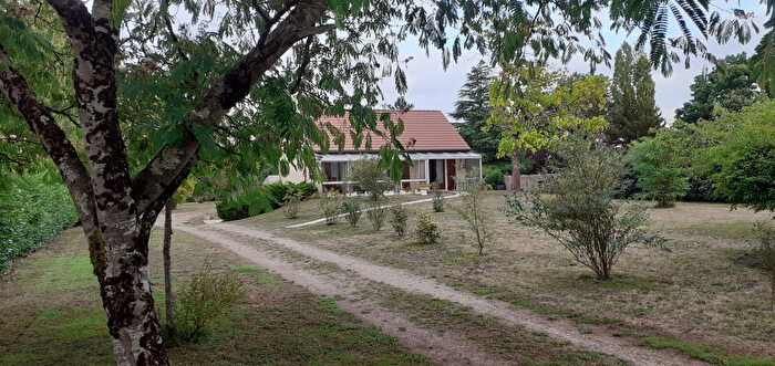 Maison à vendre - Barrou - 4 pièces - 3 chambres