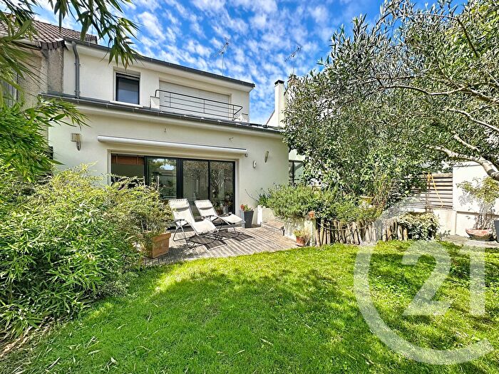 Maison 6 pièces à Choisy-le-Roi, Gondoles, à vendre