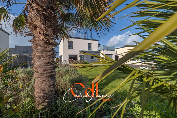 Maison à vendre - Roscoff - 6 pièces - 5 chambres