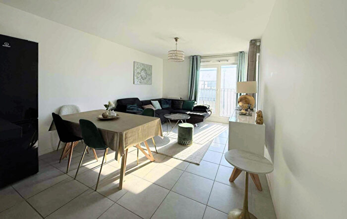 Appartement à vendre - Villeneuve-Tolosane - 3 pièces - 2 chambres