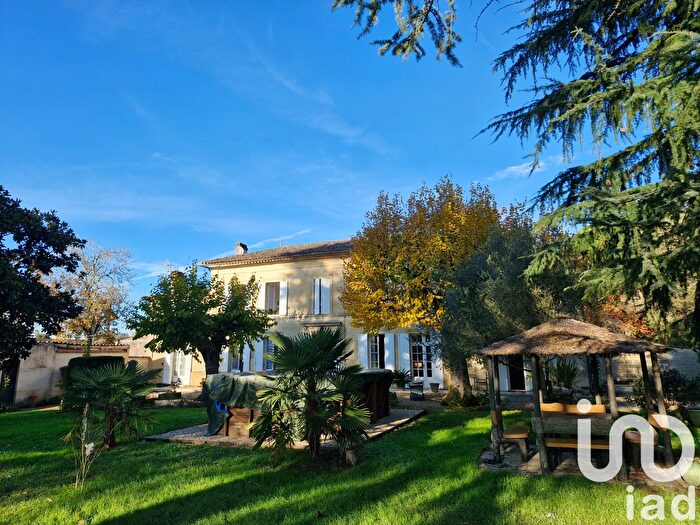 Maison à vendre - Saint-Magne-de-Castillon - 10 pièces - 6 chambres